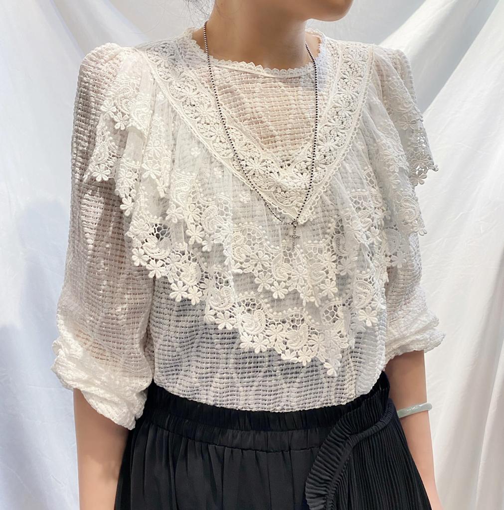 V-Shape Lace Trimmed Top (pre order) – Drive Store